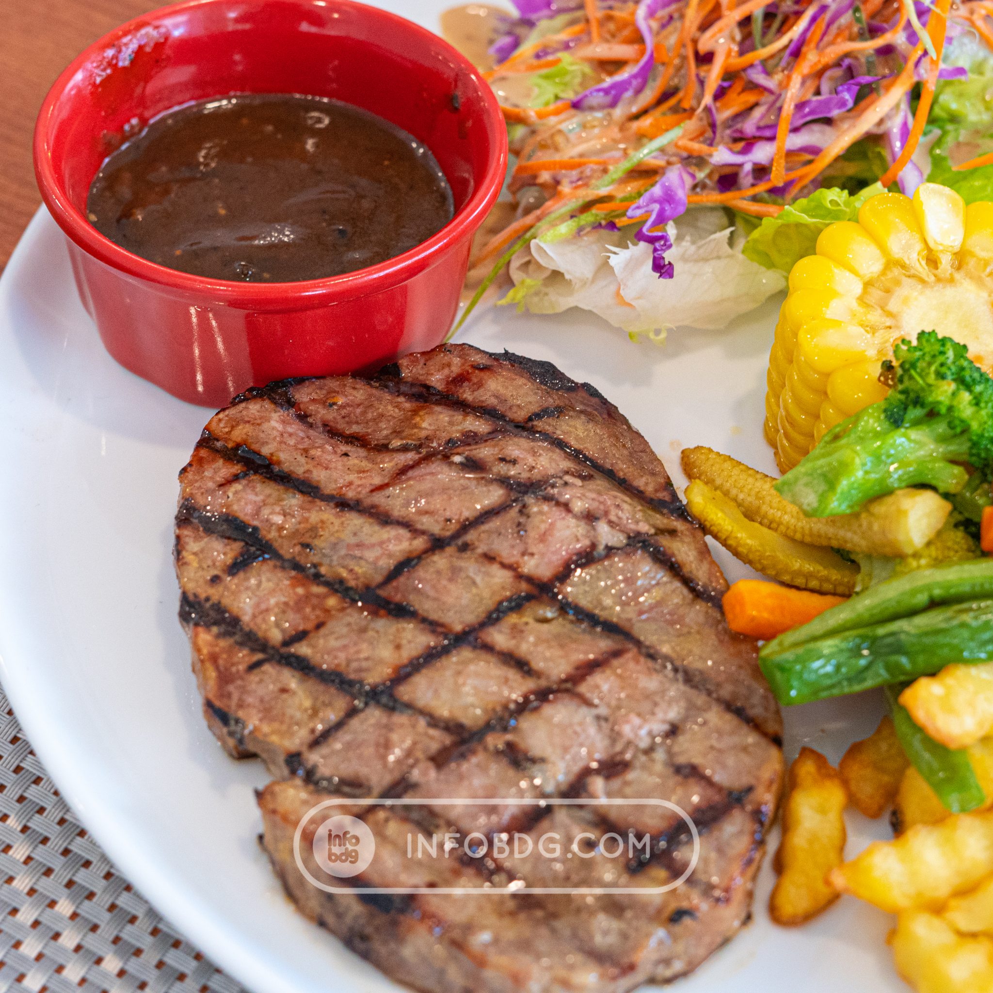 Wajah Baru dengan Banyak Menu dari Bandoengsche Melk Centrale - infobdg.com